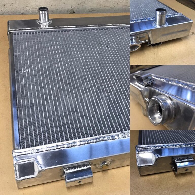 Mercedes G-wagon Radiator - Aaron Radiator